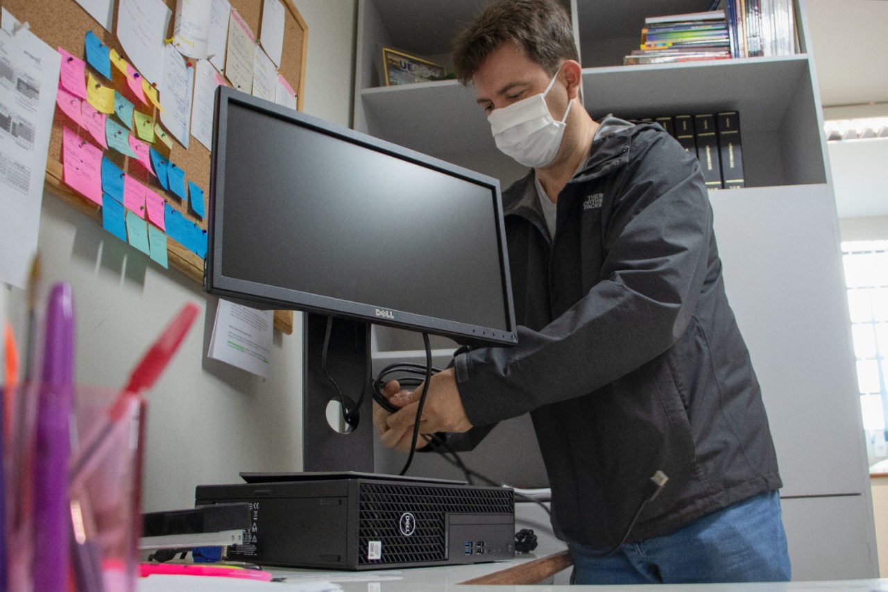 UEPG investe R$ 1,4 mi em equipamentos de informática – Universidade ...