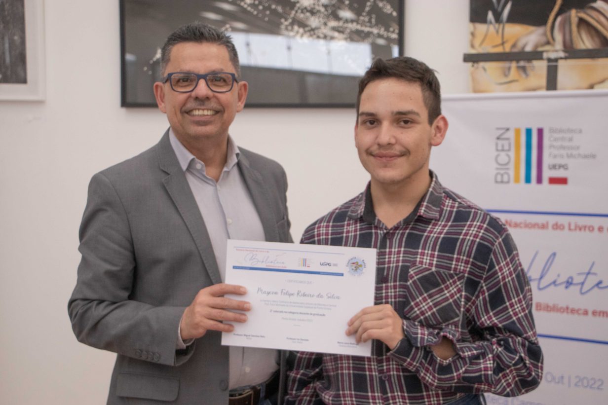 Bicen-UEPG premia maiores empréstimos e cria confraria de leitores ...