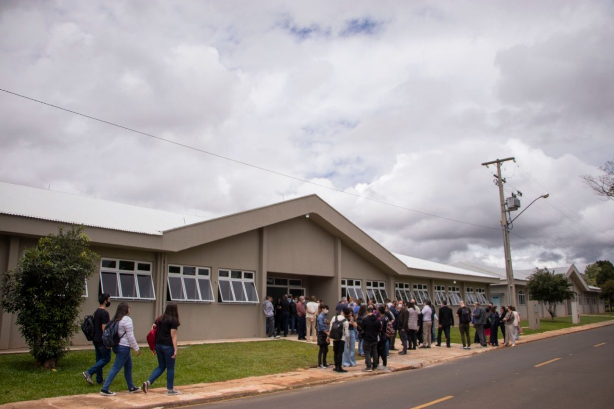 Litec: UEPG inaugura prédio para pós-graduações em Ciências Humanas e ...