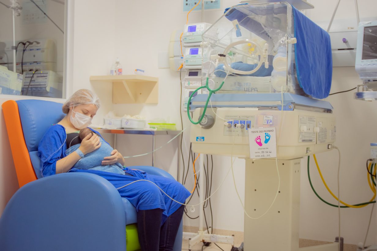 Humai-UEPG adota método canguru para recuperação de bebês internados ...