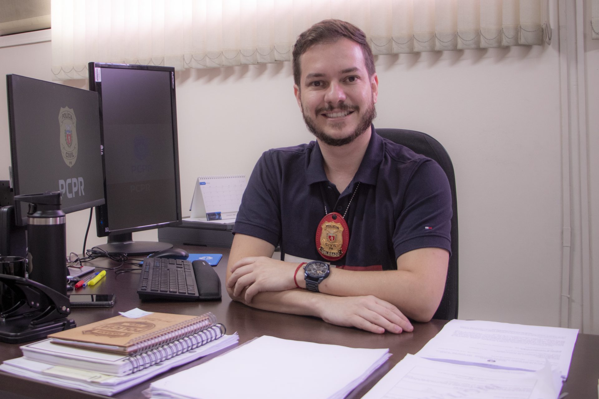 Egresso da UEPG, delegado Derick Moura Jorge se destaca na Polícia ...