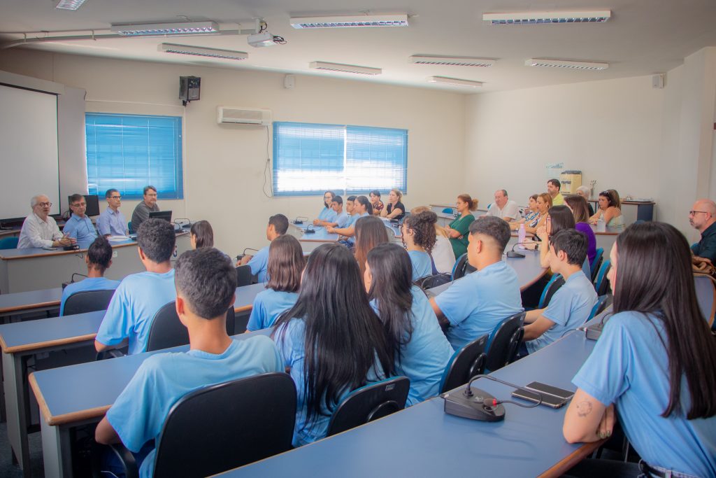 UEPG recebe nova turma de Guardas Mirins – Universidade Estadual de ...