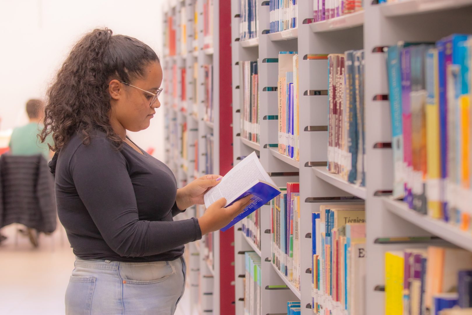 Bicen-UEPG promove atividades culturais na Semana Nacional do Livro ...
